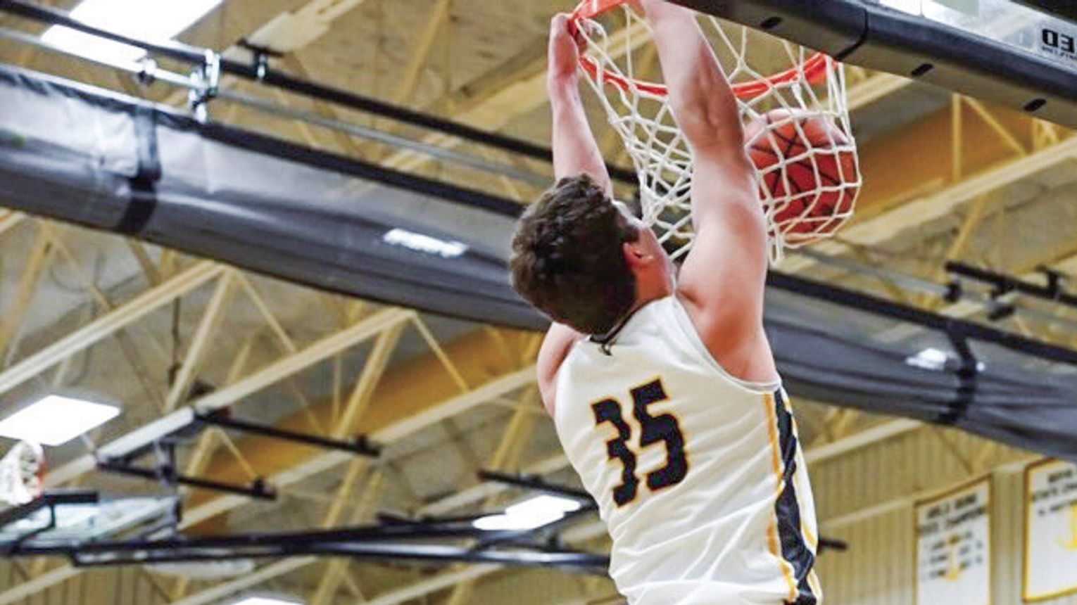 Plamondon completes three-peat